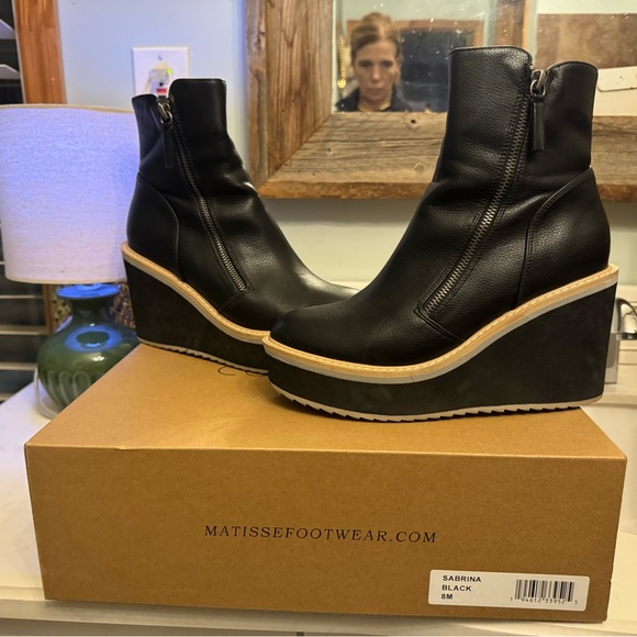 Matisse | Shoes | Matisse Black Wedge Boots | Poshmark